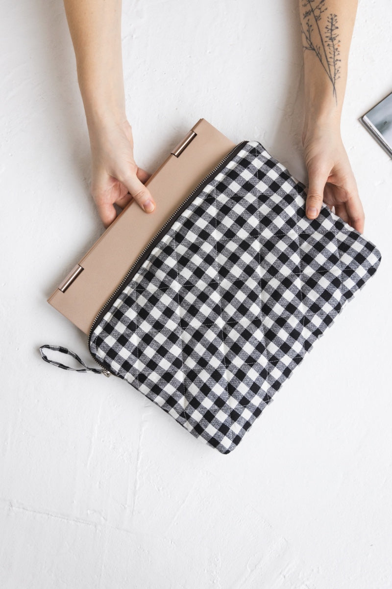 Black Gingham Linen Computer Case | SAND SNOW LINEN – Sand Snow Linen