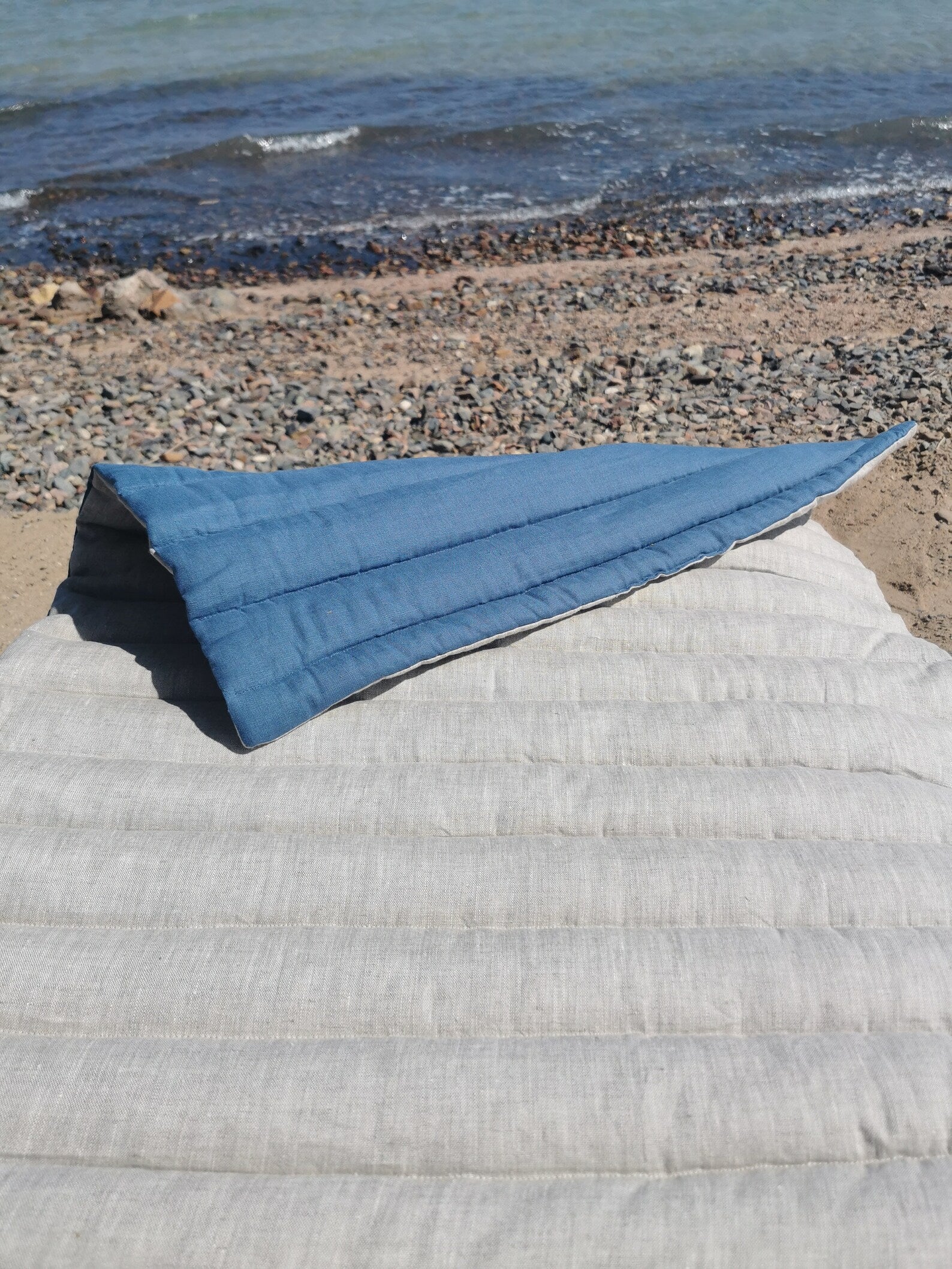 Portable Linen Beach Mat – Sand Snow Linen